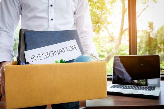 How to Write a Resignation Letter (Examples & Templates)